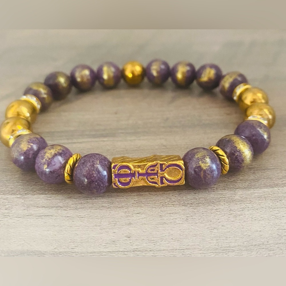 Omega Psi Phi Bracelet - Gem
